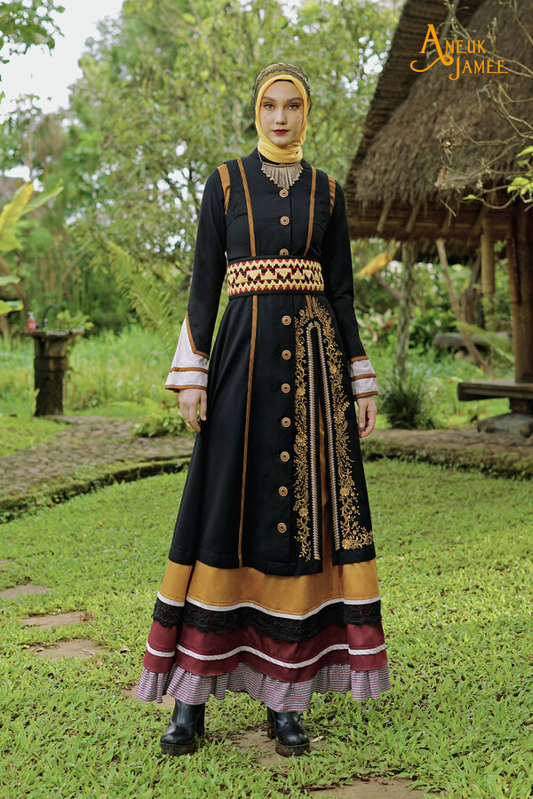 Tuneeca - T-0223013 TUNEECA GAMIS Rufqa