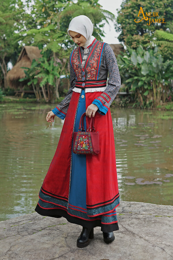 Tuneeca - T-0223017 TUNEECA GAMIS Suriani